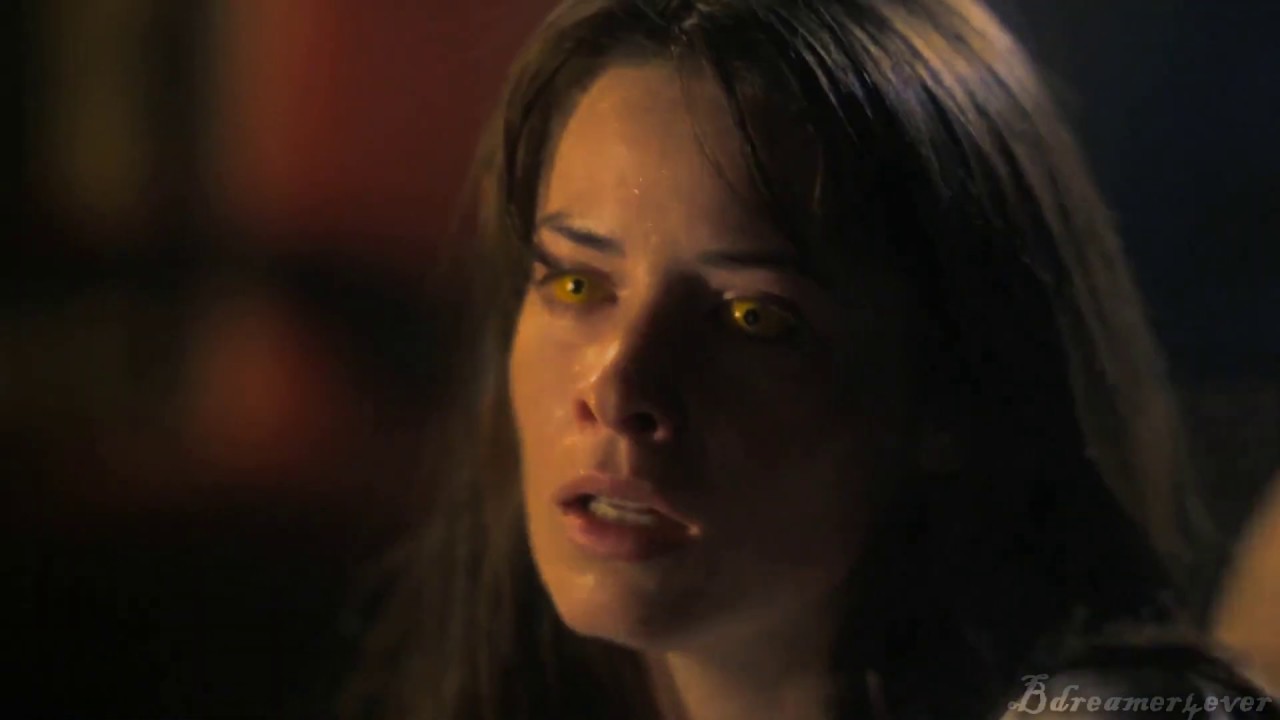 {Charmed} Piper Halliwell ~ Howl - YouTube