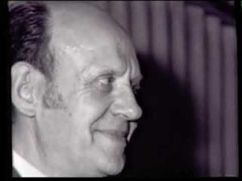 André Van Roy GM - YouTube