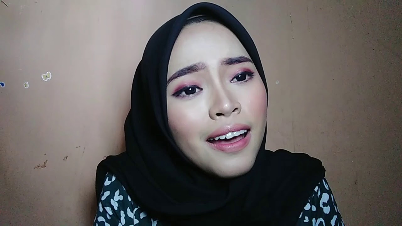 COVER SUGENG NDALU BY ULFAH - YouTube