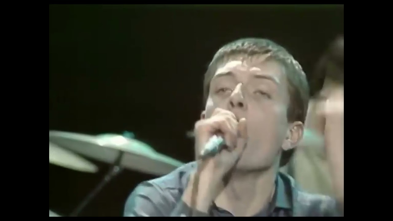 Joy Division fans be like - YouTube