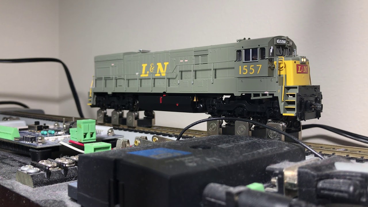 L&N U30C with Loksound 5 - YouTube