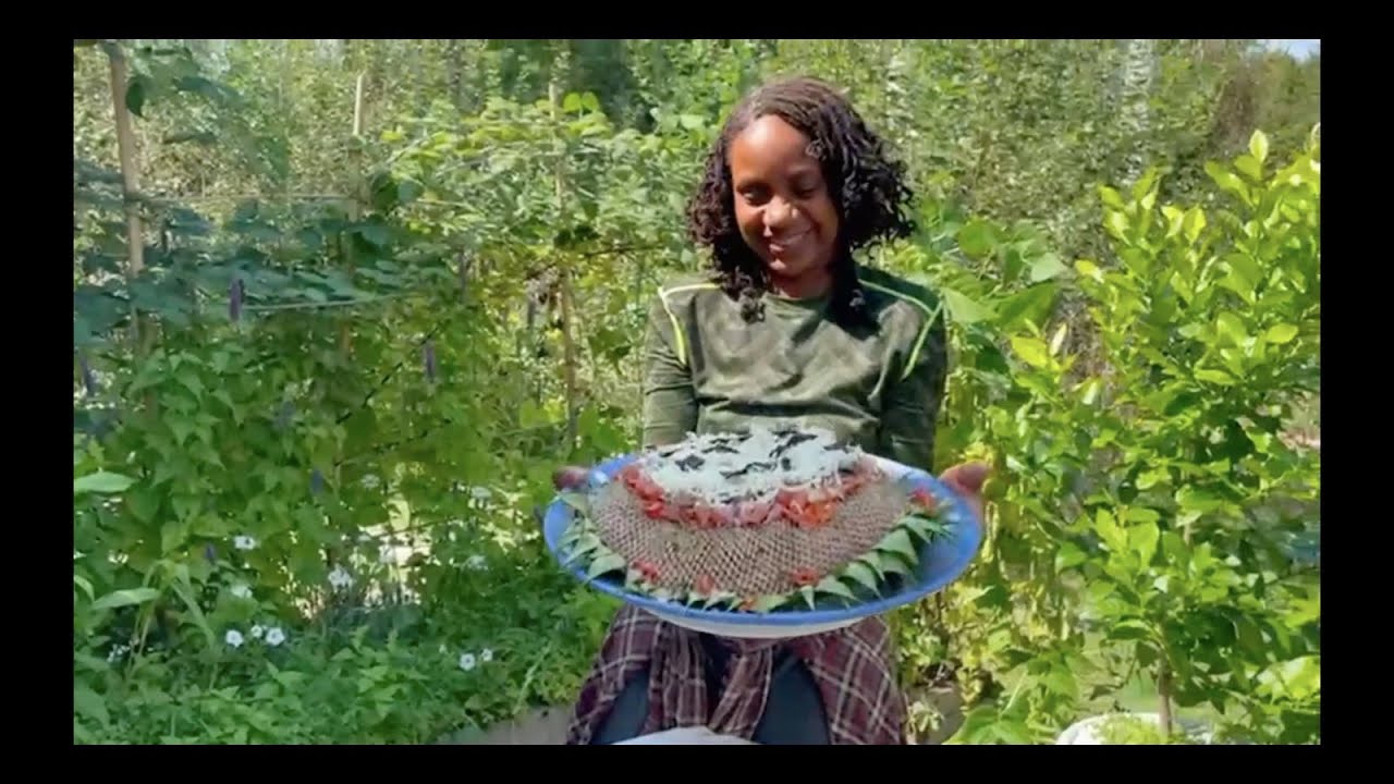 SUNFLOWER PIZZA! Grilled, DELICIOUS and FUN! - YouTube