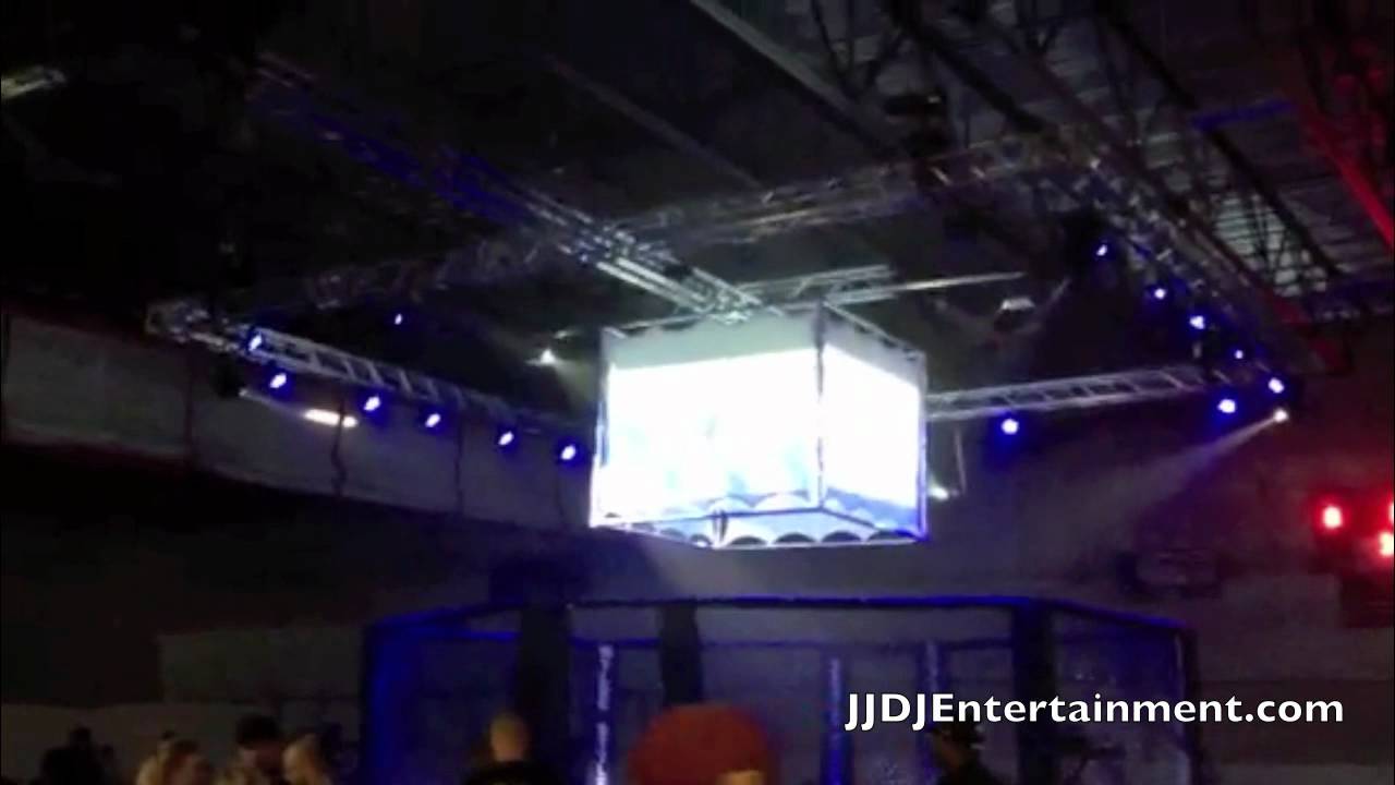 Flying our MMA Truss Setup - YouTube