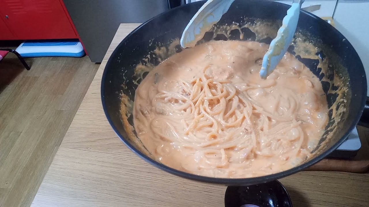 로제명란 해물파스타 고추장 으로 로제 소스 만들어봤어요 Pollack roe rose pasta - YouTube