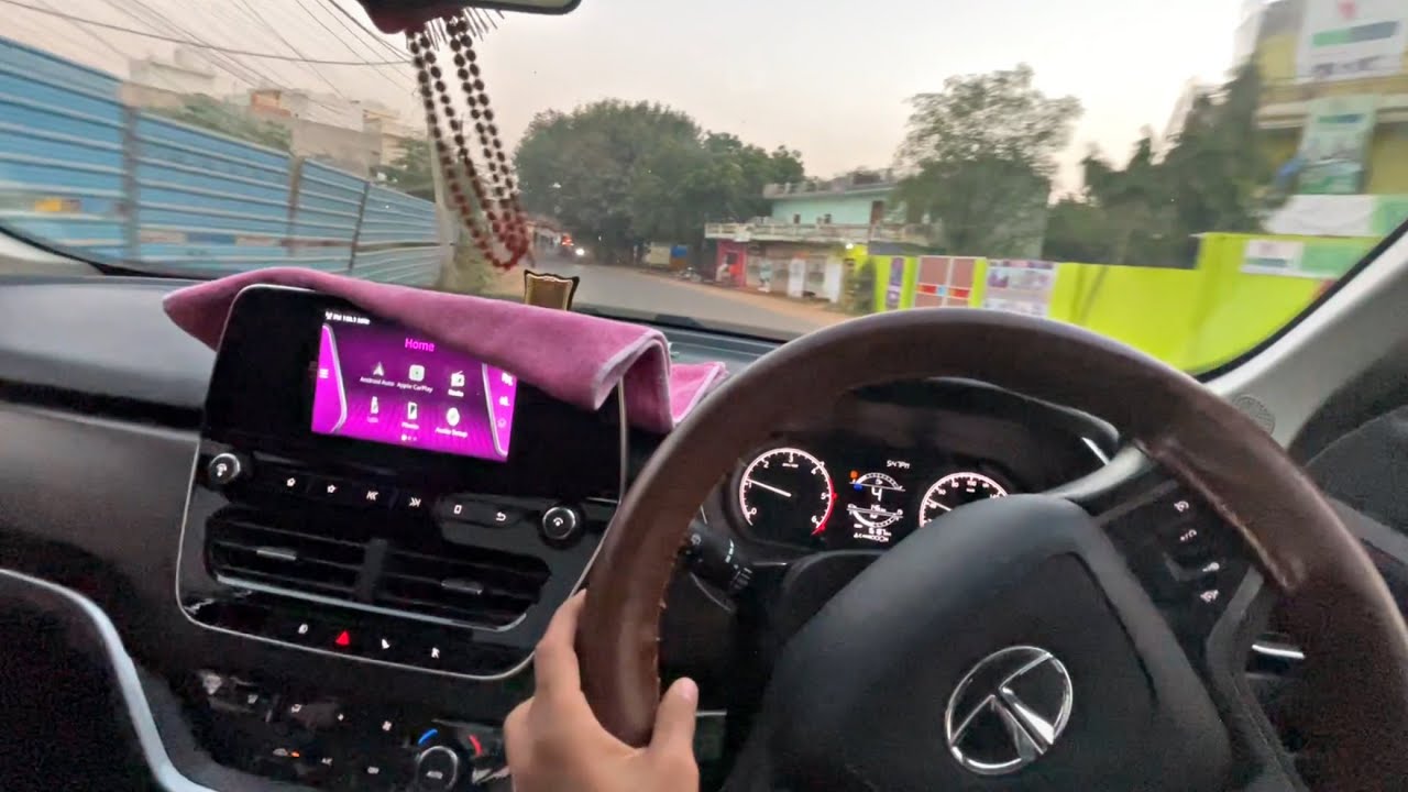 Sports Mode में तो गाड़ी घोड़े जैसा भागती है | Tata Harrier Performance ...
