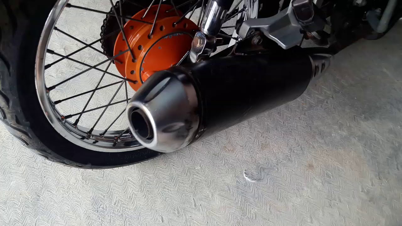 Honda Revo Modifikasi Shockbeker yss dan knalpot bobok - YouTube