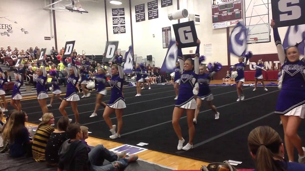 FHS Cheer Competition Team at Gentry Competition - YouTube