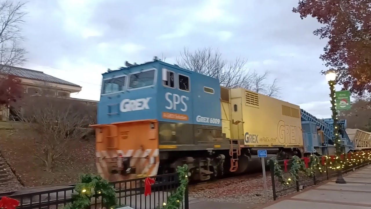 Norfolk Southern #4349 led NS 153 w/Ballast Cars GREX Rail Equipment ...