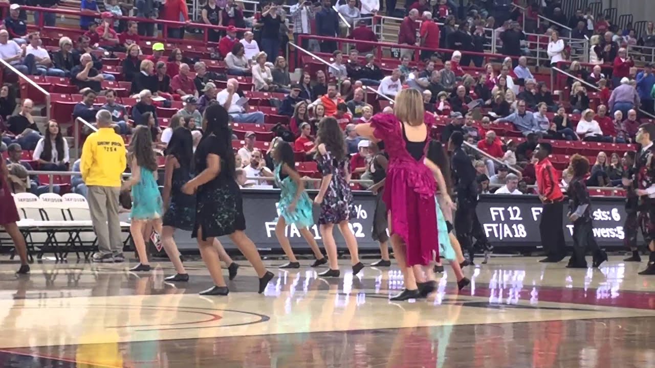Ridge Road Middle School Dance Team at Davidson College - YouTube