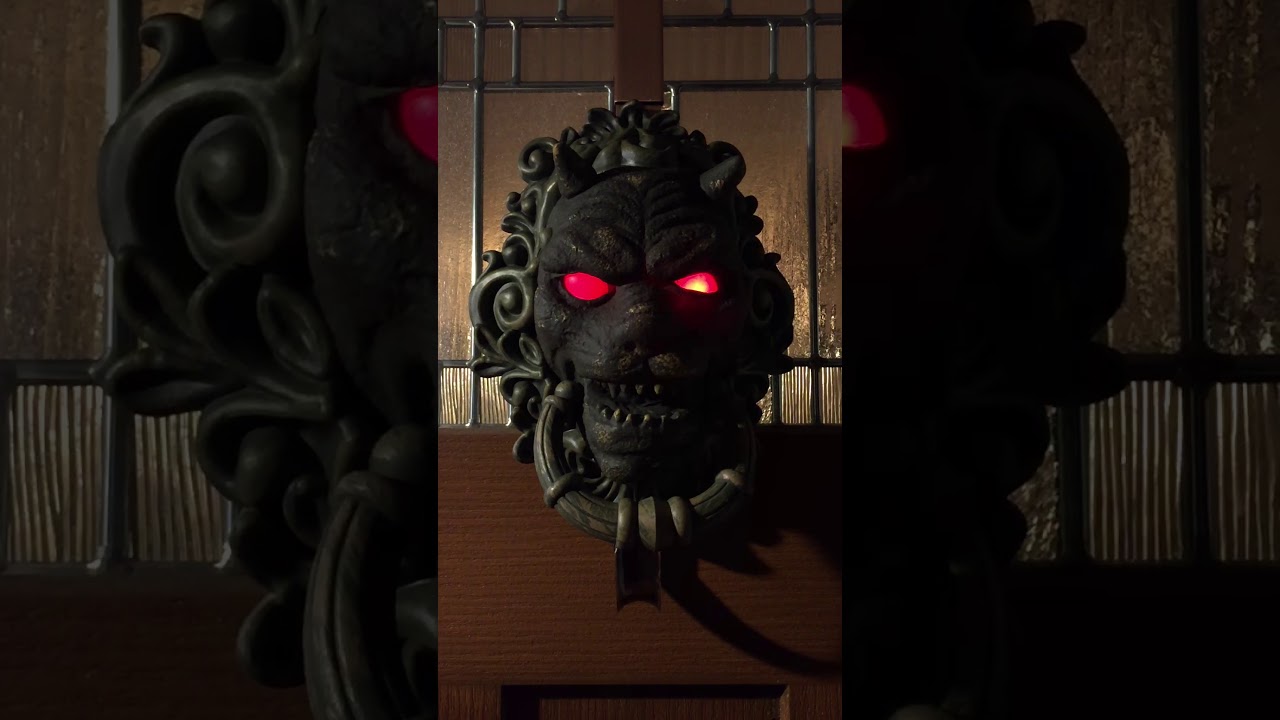 Scary door knocker! - YouTube