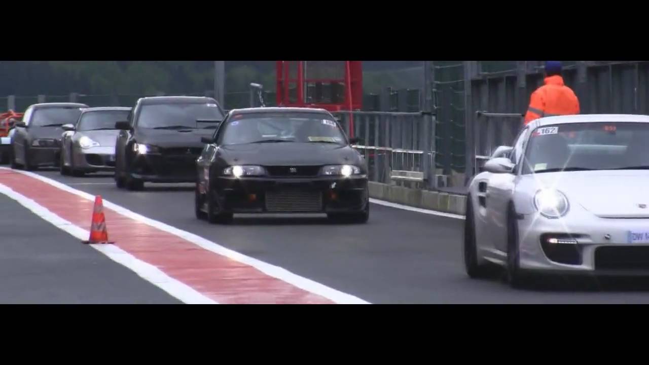 Bee-R33 Sky-Engineering GTR @ MLR Dag Spa Francorchamps 31-5-2010 - YouTube