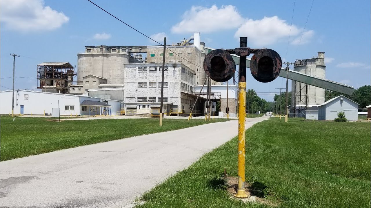 (VERY RARE!) Abandoned Railroad Crossing (150 W #1, Limedale, IN) - YouTube