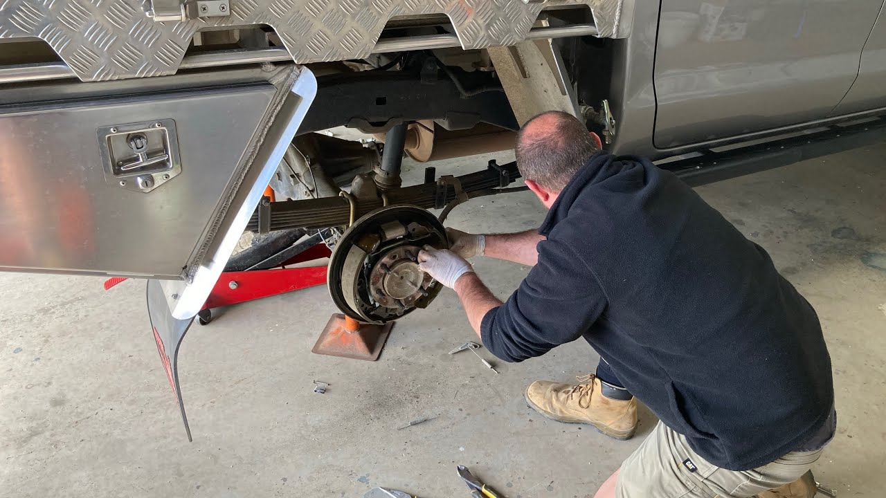 BEST BRAKES and HOW to CHANGE them D.I.Y - LIKE A BUILDER 😮😉 ️ - YouTube