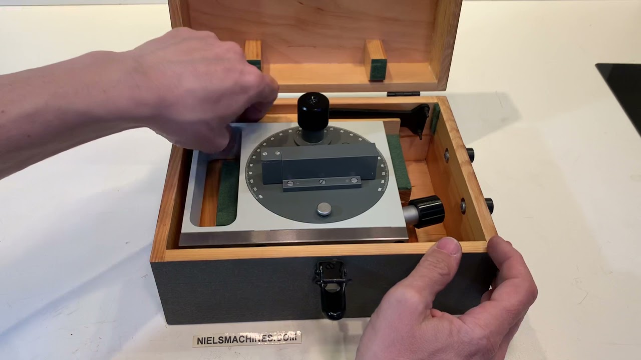 Carl Zeiss Precision Optical Inclinometer - YouTube
