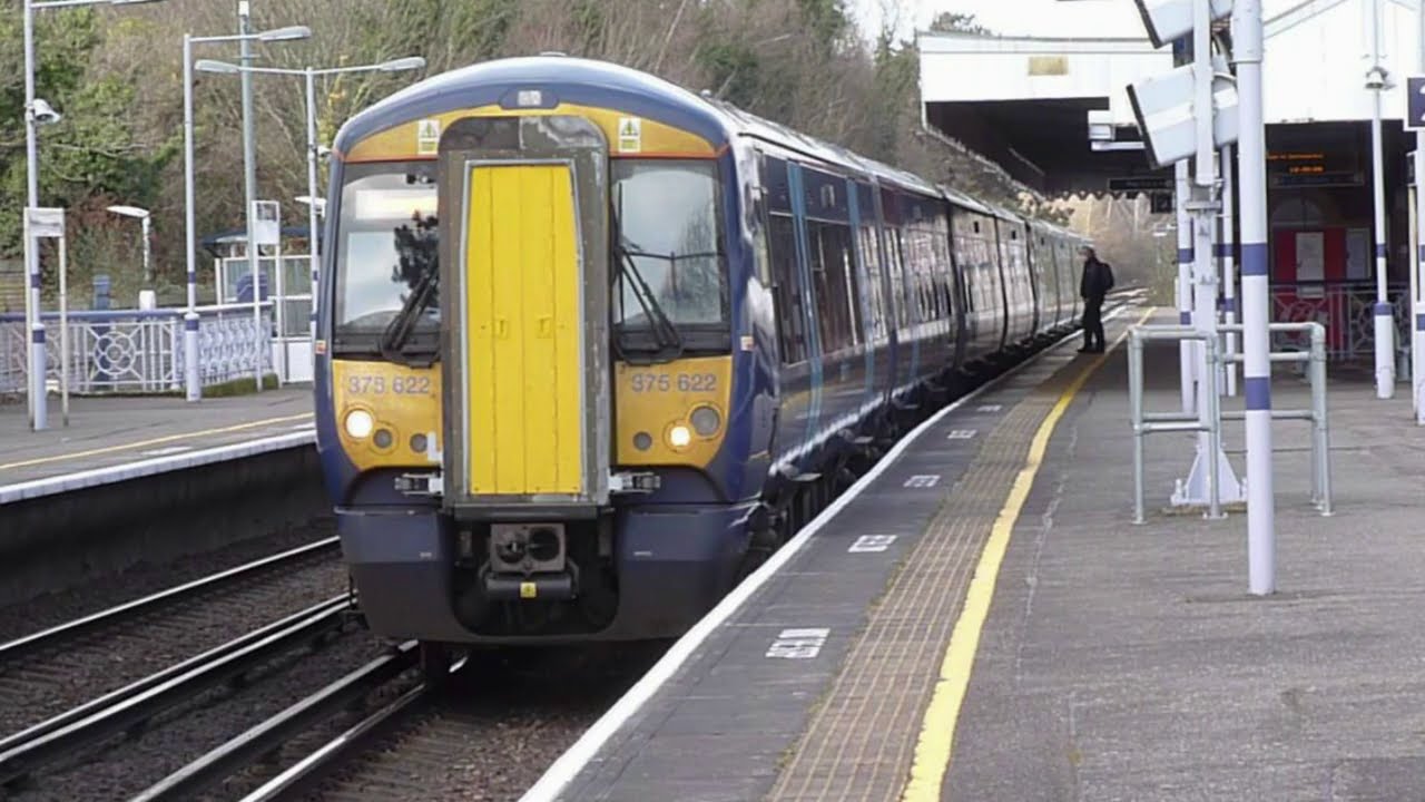 Focus on the Electrostar: Class 375 - YouTube