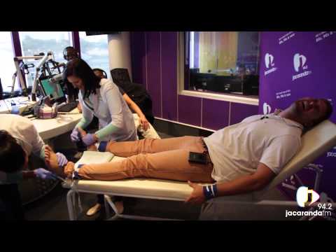 MalJan gets a pedicure