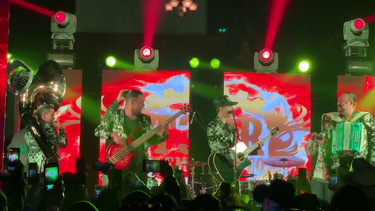 T3R ELEMENTO EN VIVO (ENTRADA) WOODBRIDGE VA THE PALACE - YouTube