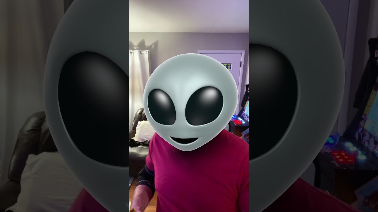 Drunk Alien - YouTube