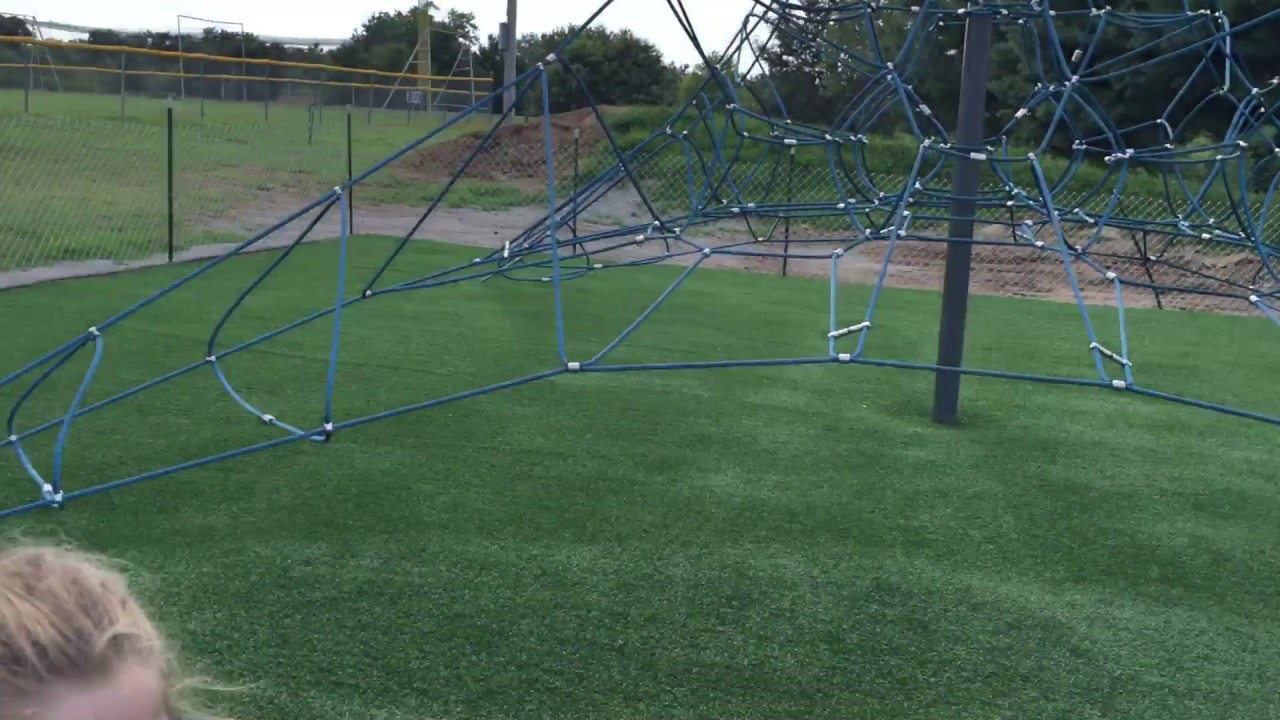 Climbing the rope pyramid - YouTube