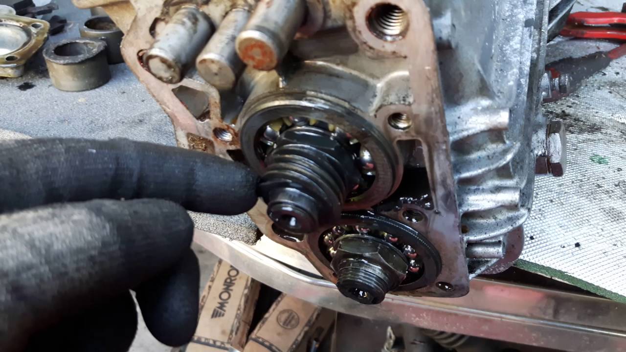 2cv gearbox tail - YouTube