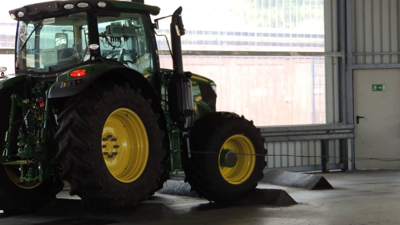 John Deere testtrack - YouTube