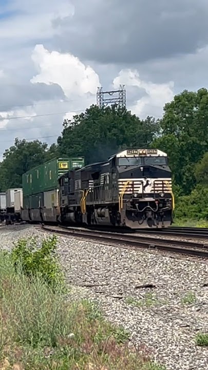 NS 28V with NS 4247 leading and 3 double stacks on it - YouTube