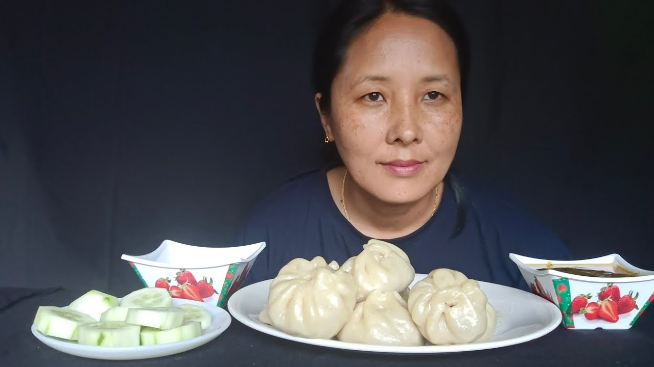 Buff momo achar and soup nepali mukbang momo mukbang - YouTube