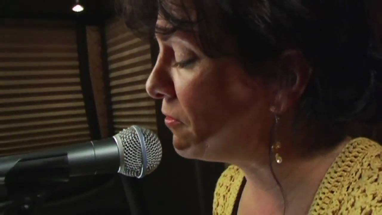 Suzi Ragsdale "Two On A Tightrope" - YouTube