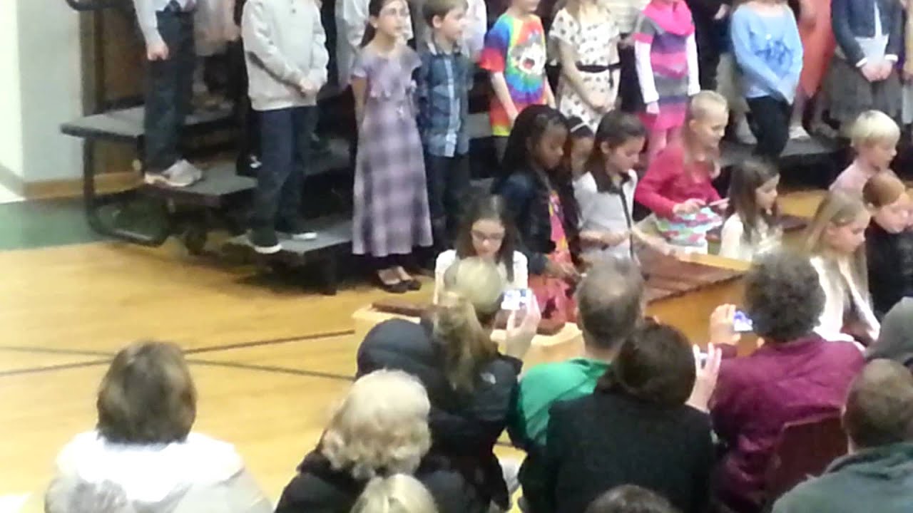 3rd grade concert. MM on xylophone - YouTube