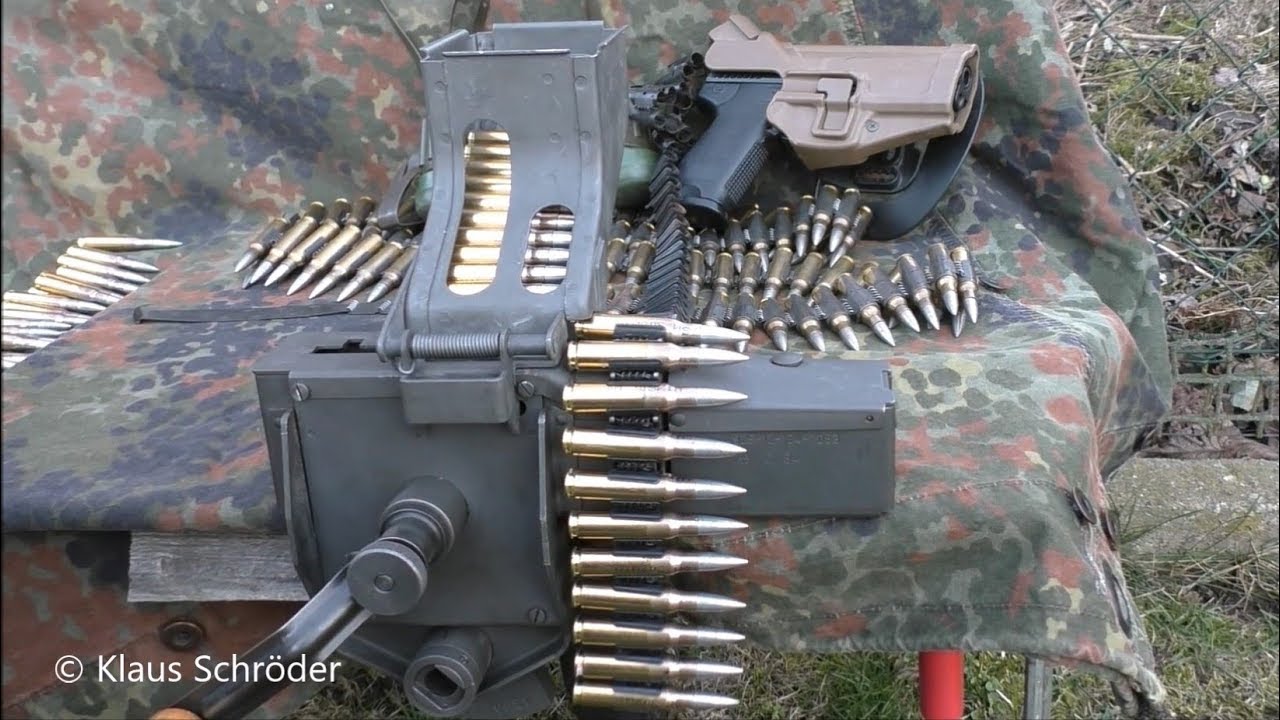 MG 3 Gurtlader, MG 3 Belt Loader Bundeswehr - YouTube