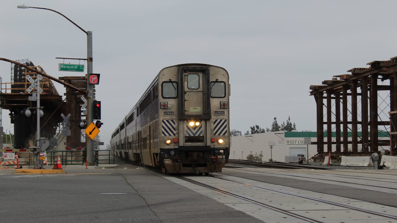 Railfanning Rosecrans! (4/30/2023) ft. Railfanner C - YouTube