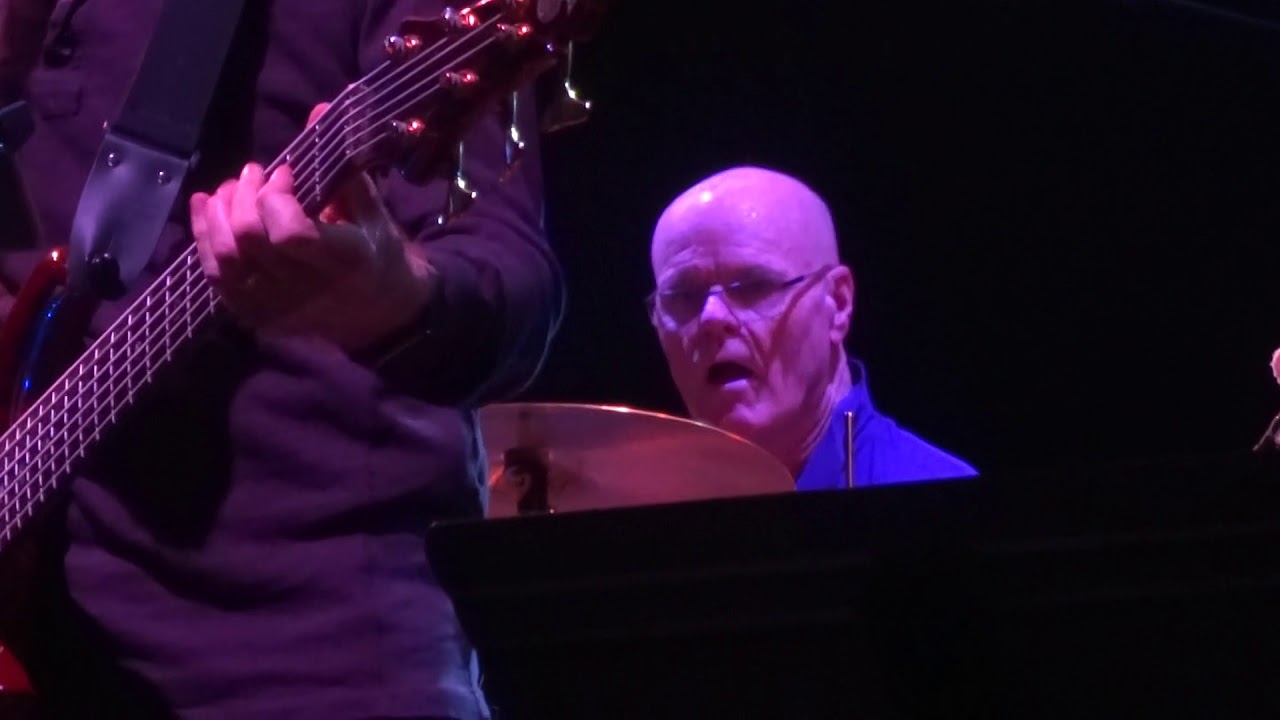 Uncle John's Band - Phil Lesh and Friends March 14, 2019 - YouTube