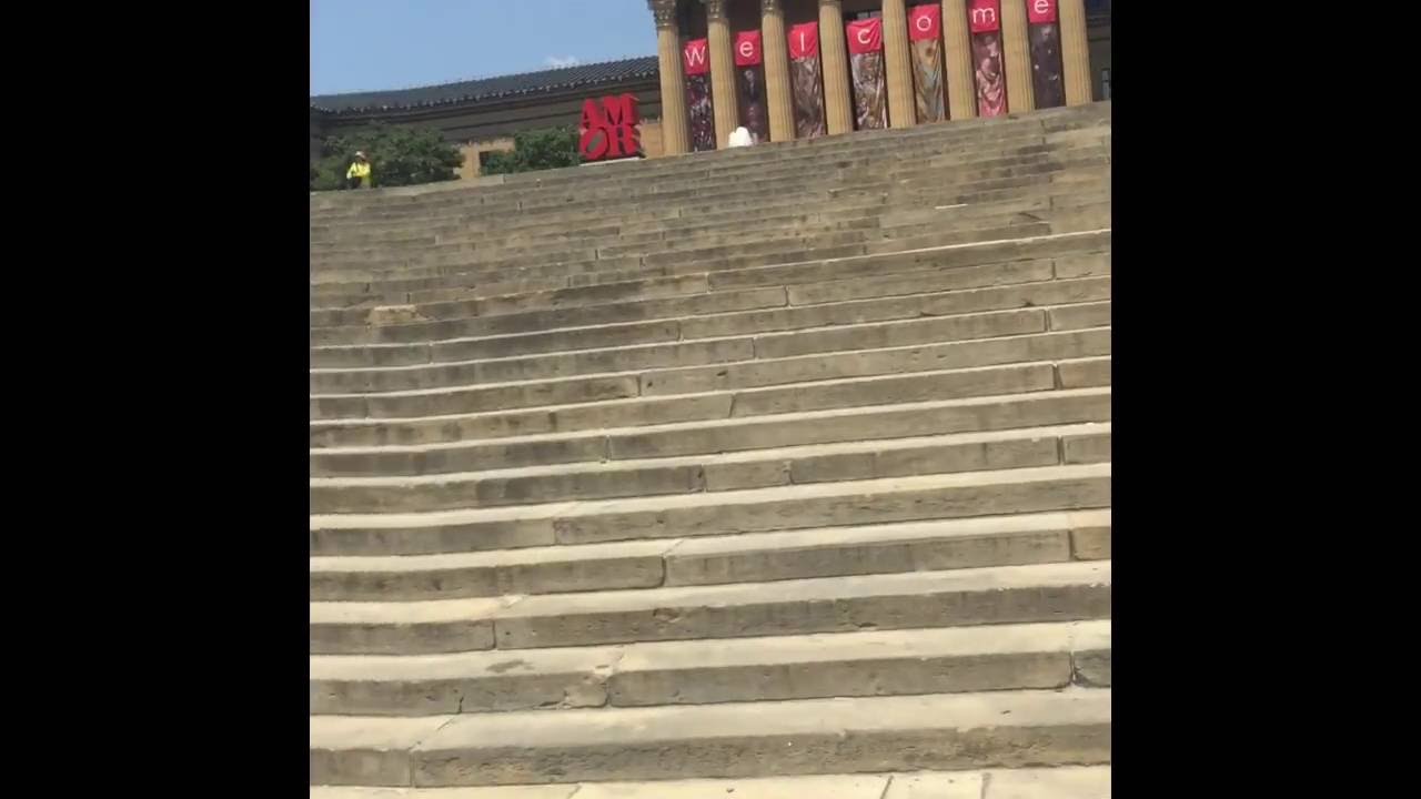 Running the Rocky stairs - YouTube