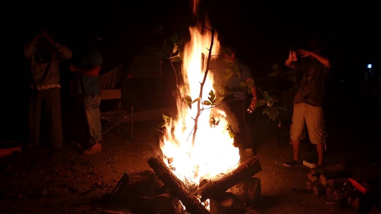 Campfire dance. - YouTube