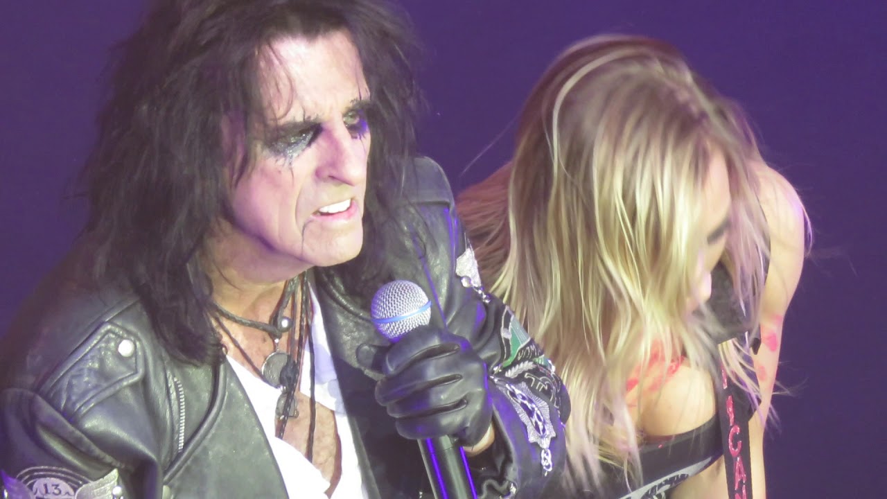 Alice Cooper "Poison" - Live @ Salle Pleyel, Paris - 03/12/2017 [HD ...