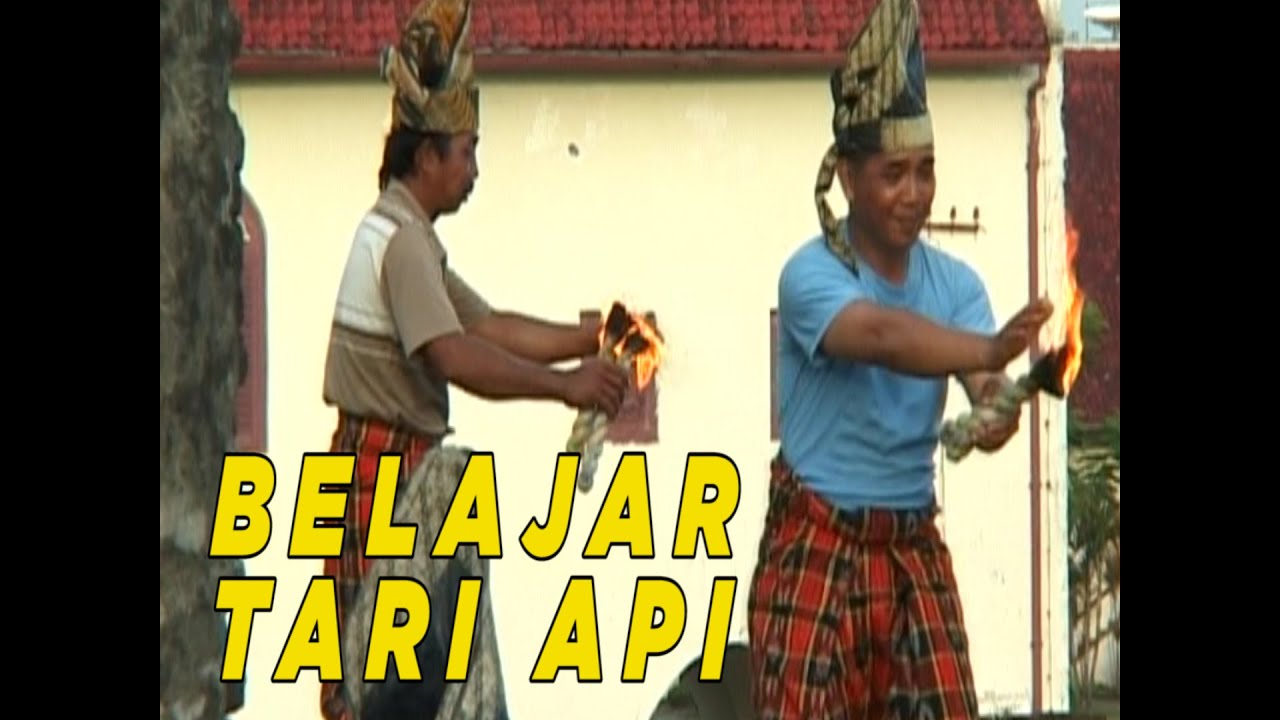 Kesenian tari api ini menarik dan membuat saya ingin sekali mencobanya ...