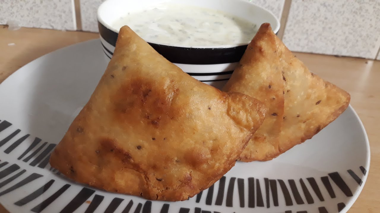 Samose/Chicken mince and Mixed vegetable samose/40 samose with freezing ...