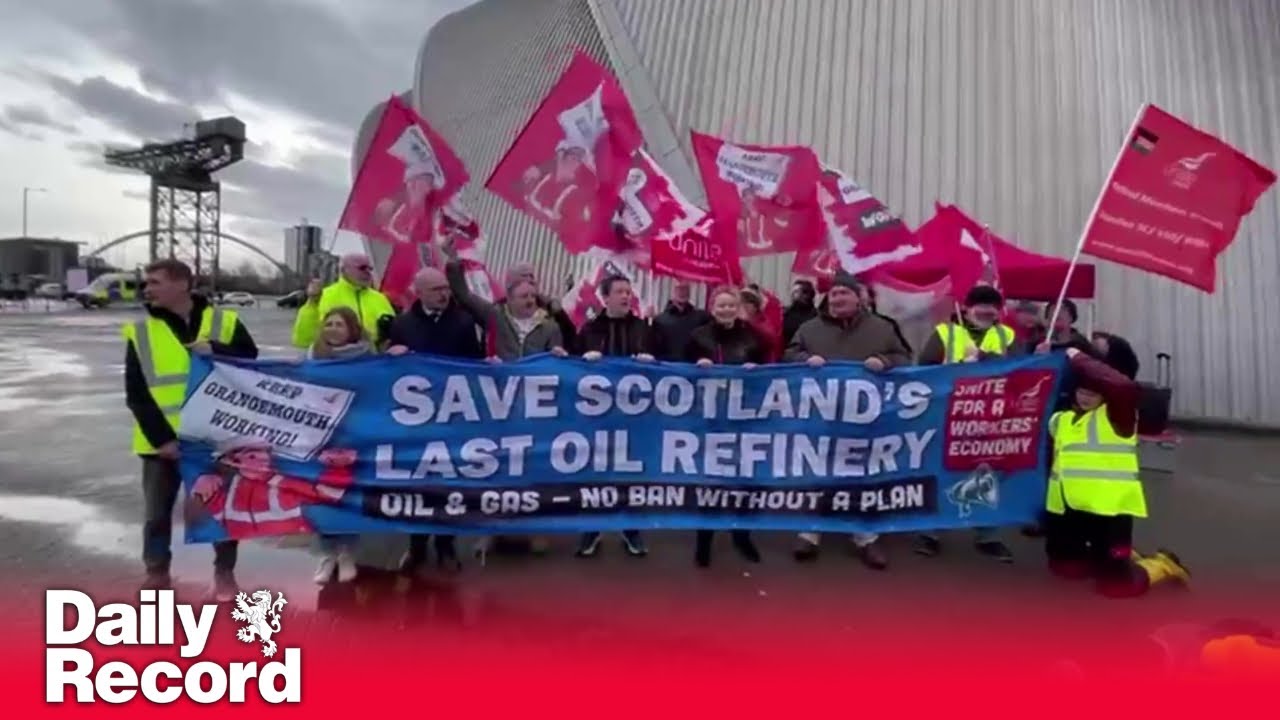 Union protest Scottish Labour conference over Grangemouth closure - YouTube