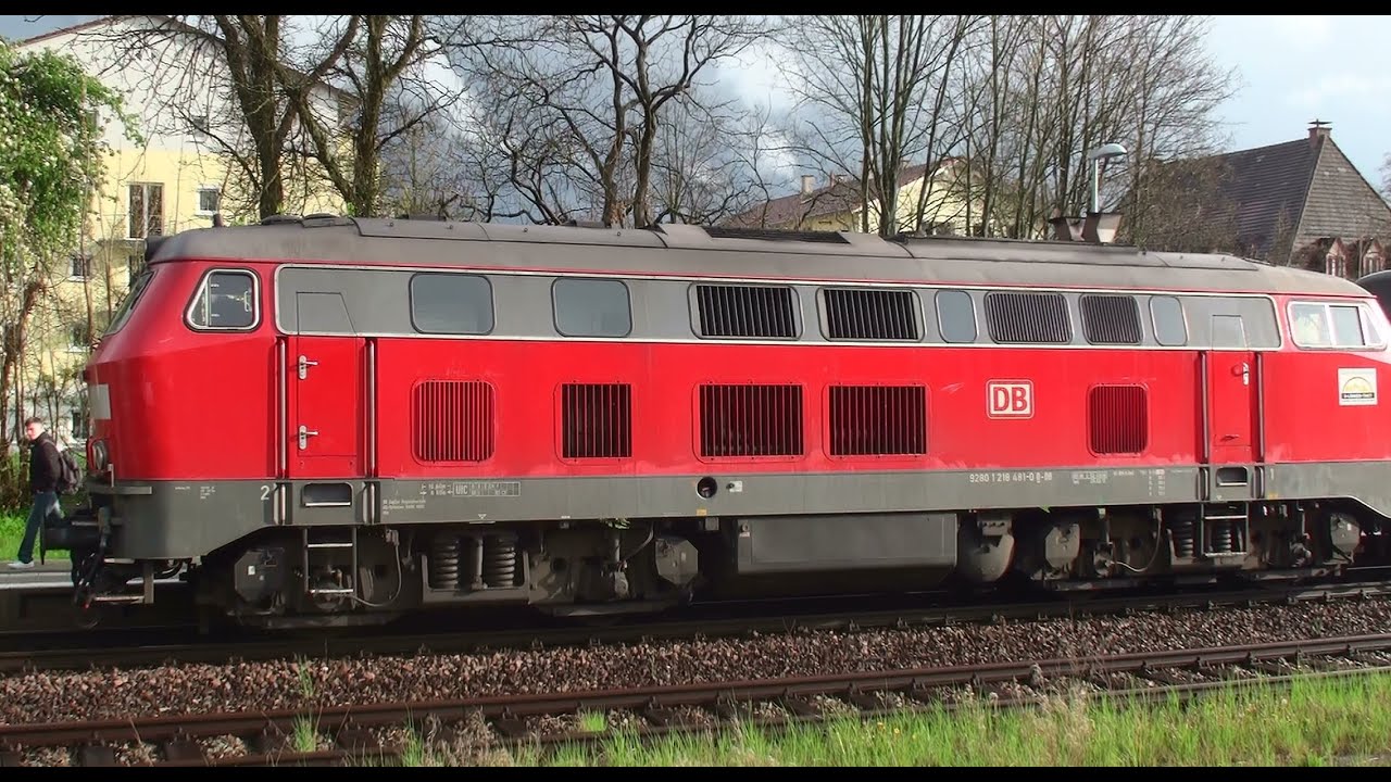 Eine BR 218 auf der Hochrheinbahn - YouTube