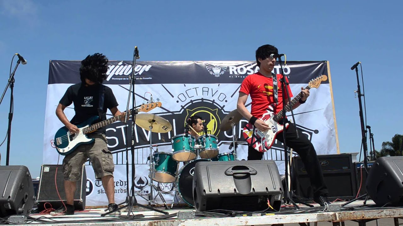 Two Face Liar - Vivo en Rosarito 2015 - YouTube