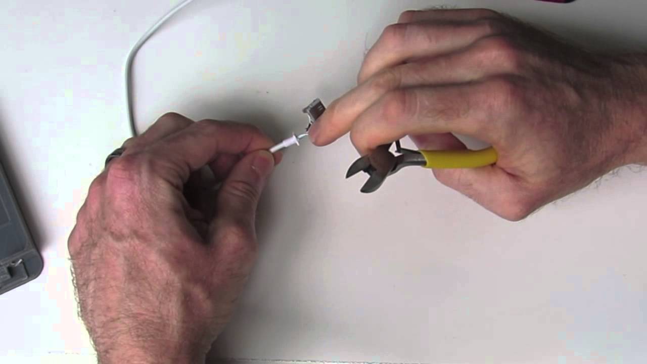 DIY Wireless iPhone Charger - YouTube