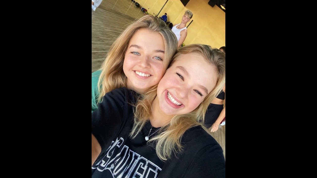 Sofya e Alex (now United soflex) - YouTube