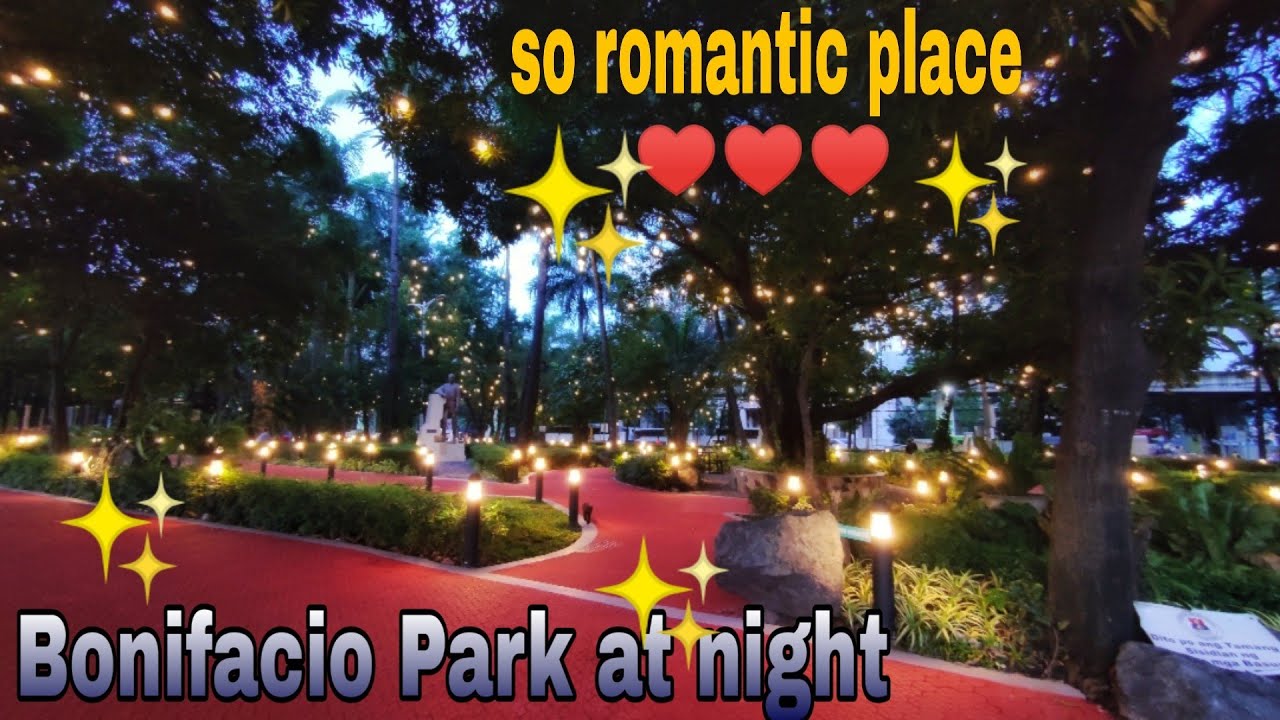 Bonifacio Park at Night 08-10-2020 - YouTube
