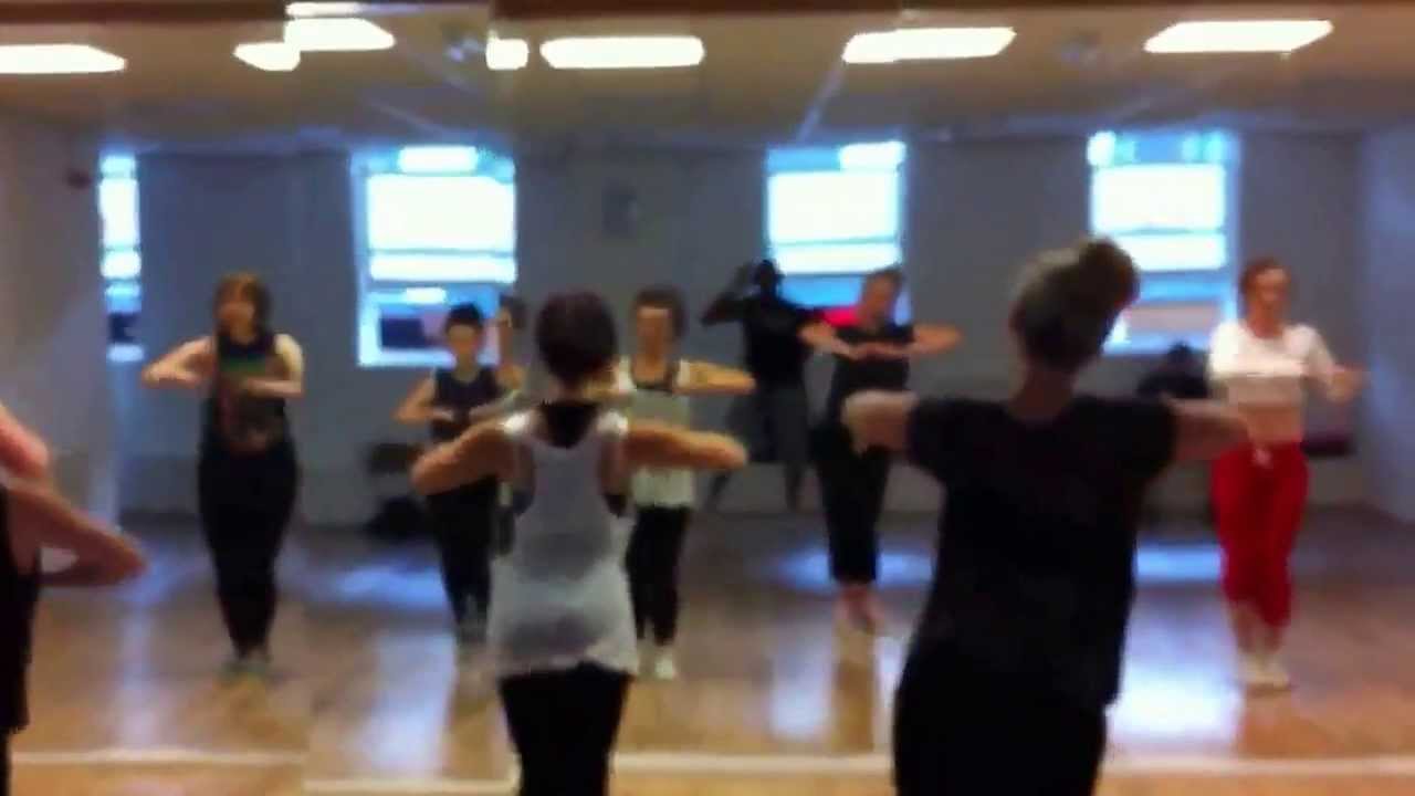 Girls performing Commercial dance routine in Seanie's class @ The Base Studios, Huddersfield ...