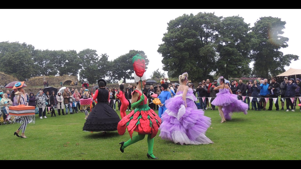 Pontefract Liquorice Festival 2024, 5/5 - YouTube