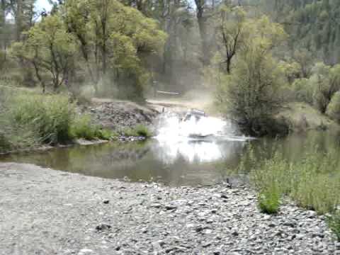 Xterra Offroad Water Crossing - Mendocino National Forest - YouTube