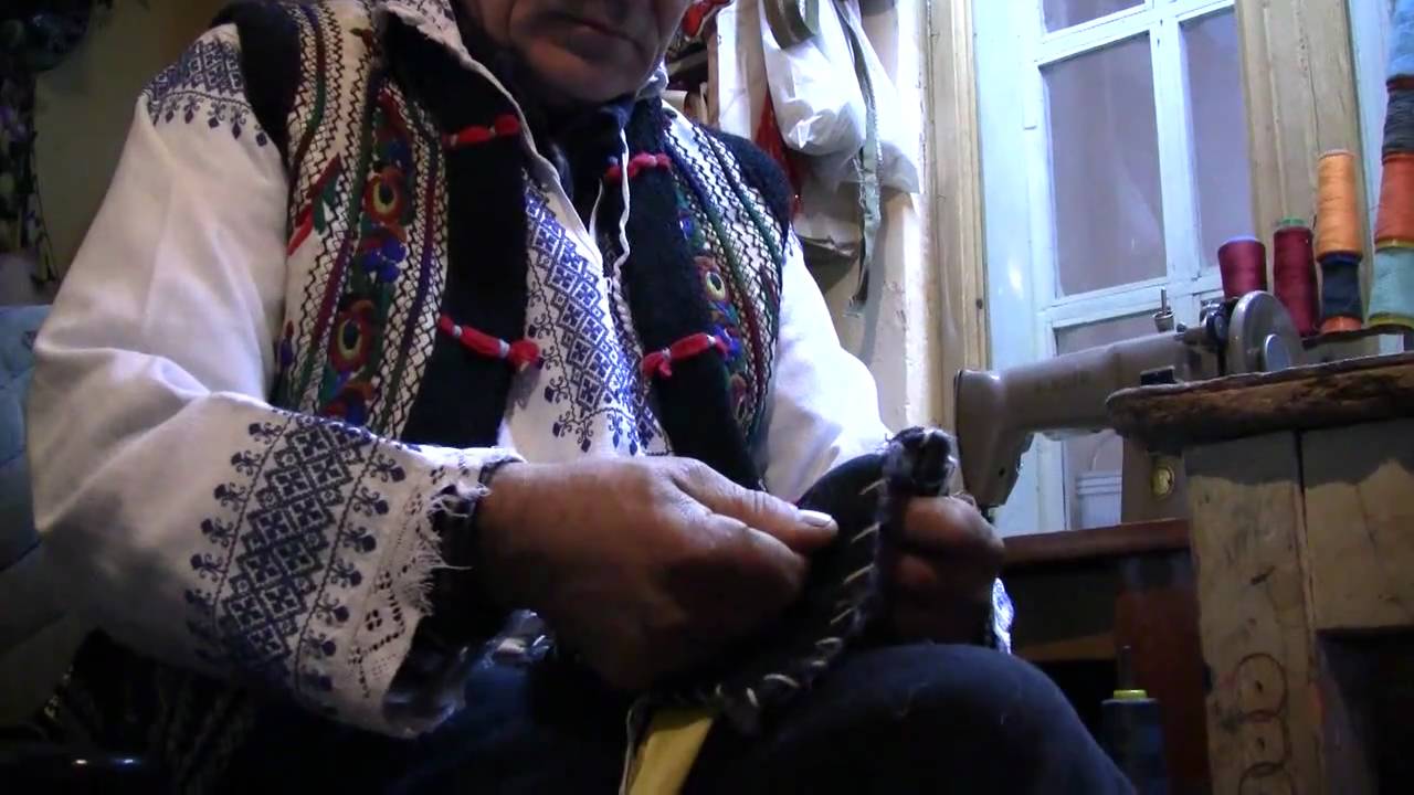 Local Artisan Ion Albu - Timisesti, Neamt County - YouTube