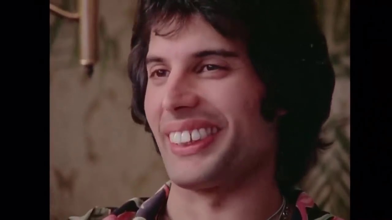 Queen 1977 Interview News Of The World Album - YouTube