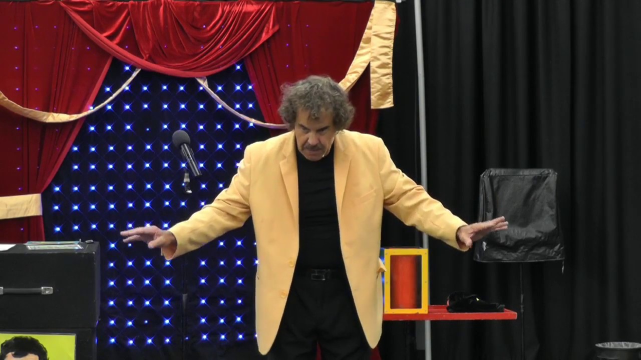 Kevin Hall - The Magic Maniac! - YouTube