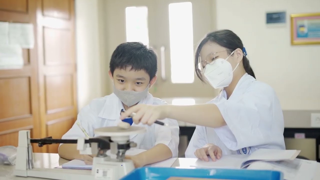 School Tour SMPK 7 PENABUR Jakarta | 2022 - YouTube